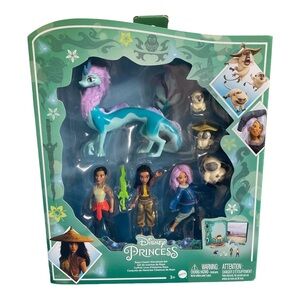 Disney | Toys | Disney Princess Raya Classic Story Action Figure Set Of ...